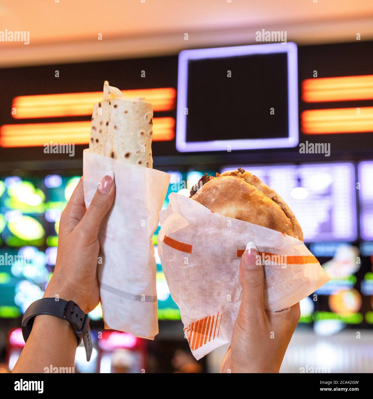 Doner burger hi-res stock photography and images - Alamy
