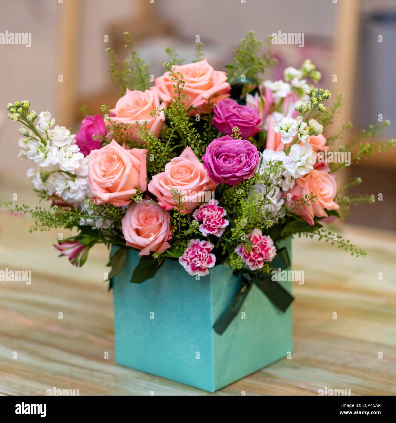 Beautiful flower bouquet in the box Stock Photo - Alamy
