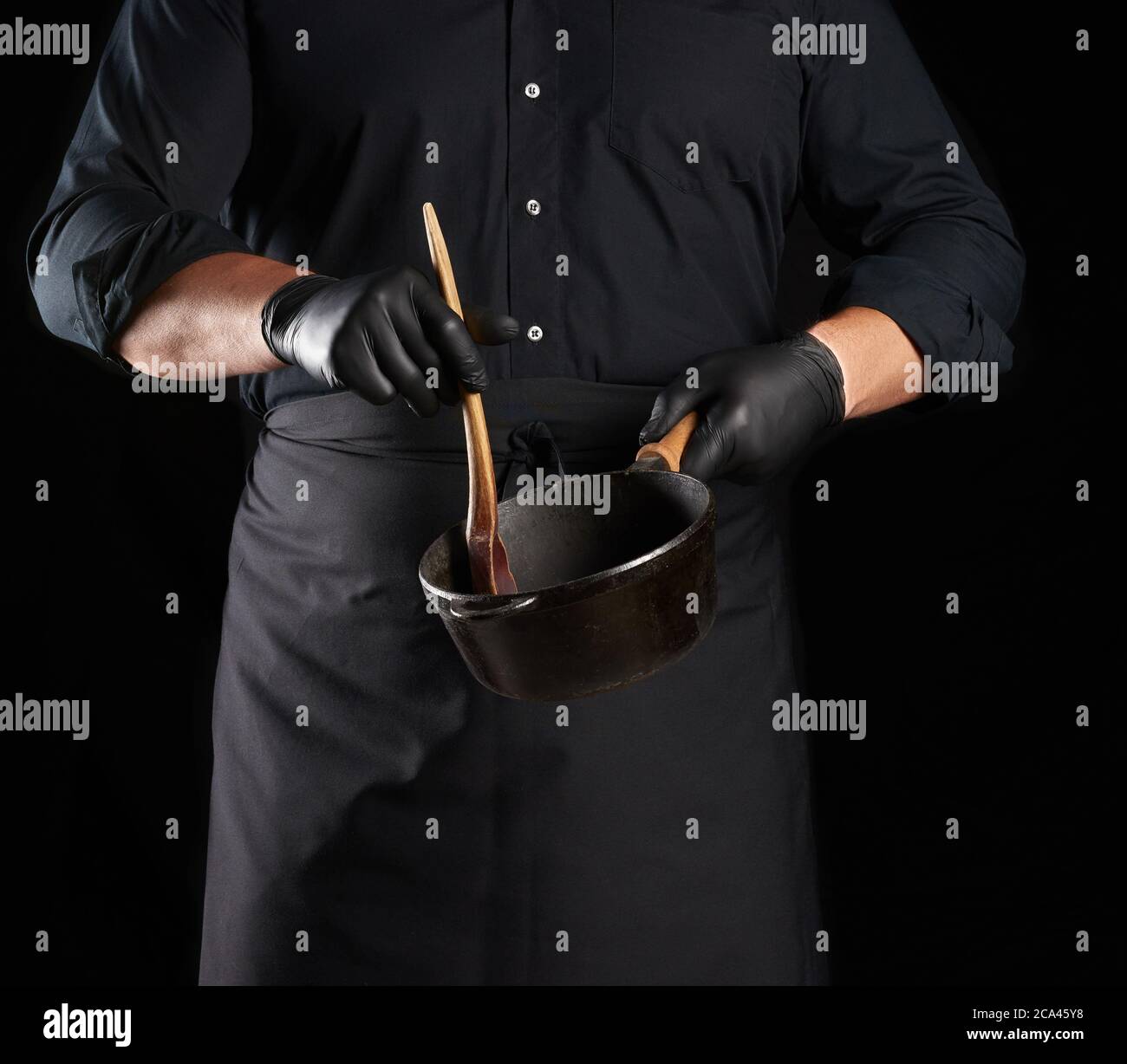 Kitchen uniform hi-res stock photography and images - Alamy