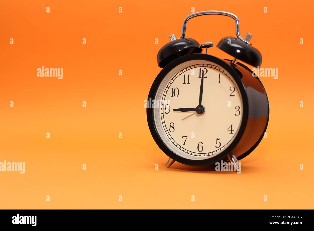 9 oclock hi-res stock photography and images - Alamy