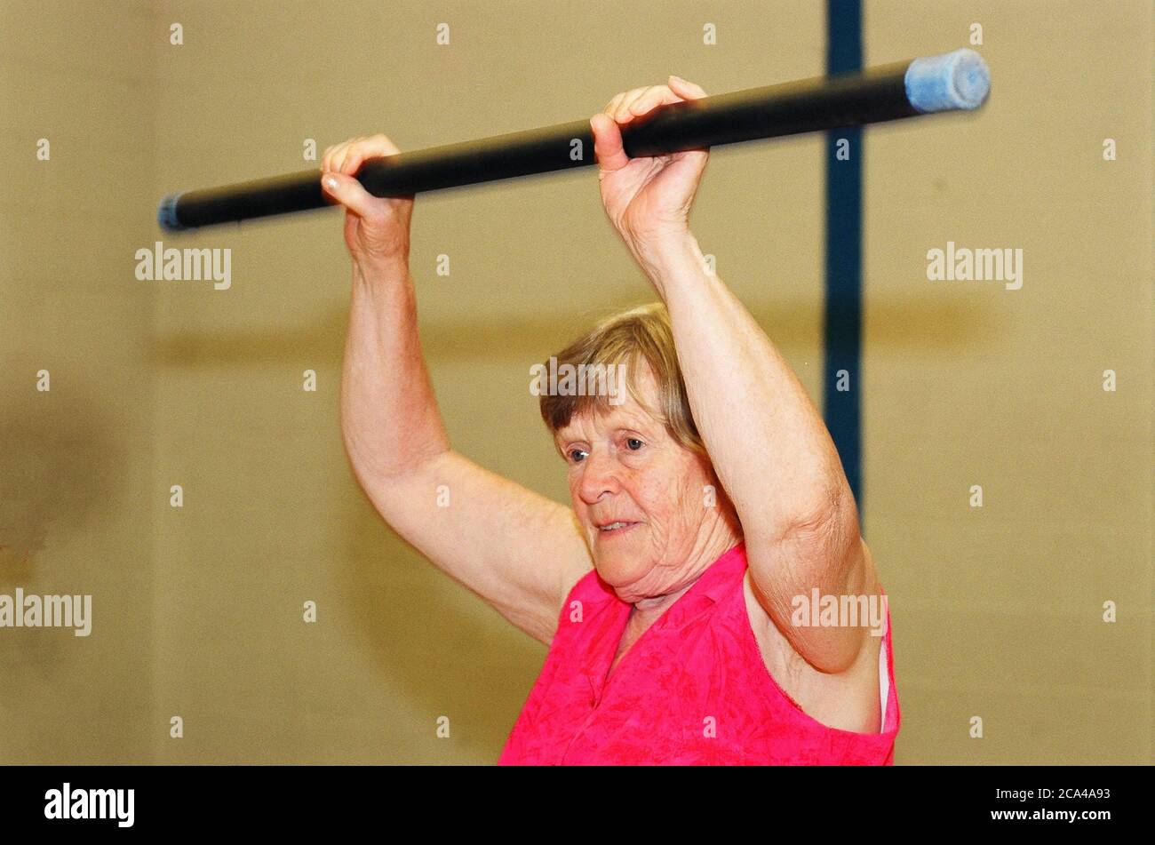 Elderly keep fit class hi-res stock photography and images - Alamy