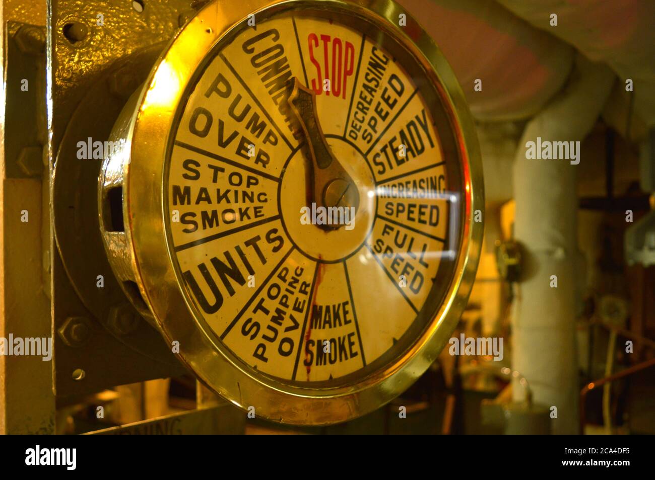 Engine room telegraph hi-res stock photography and images - Alamy