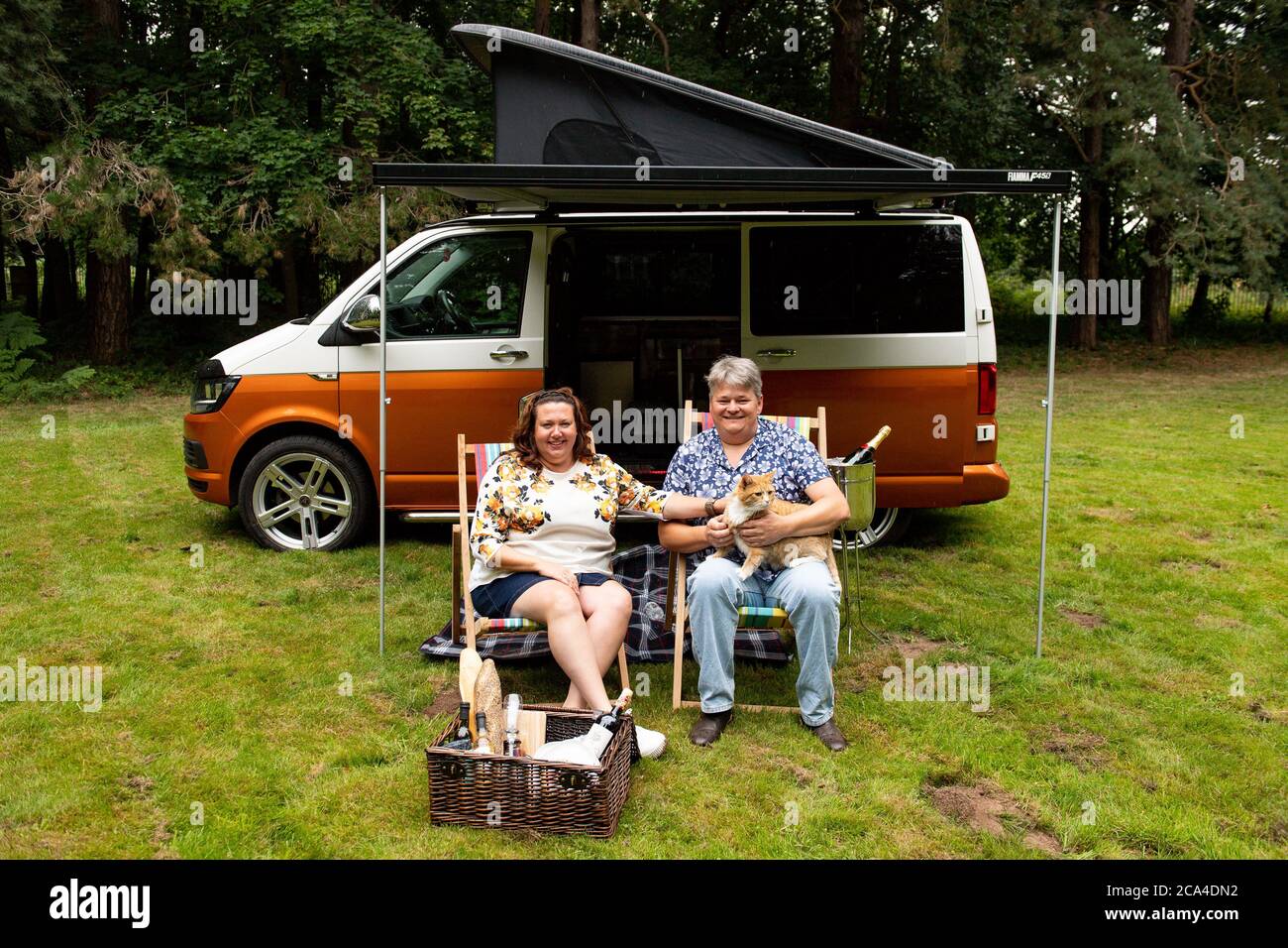 Paula and andrew hancock hi-res stock photography and images - Alamy