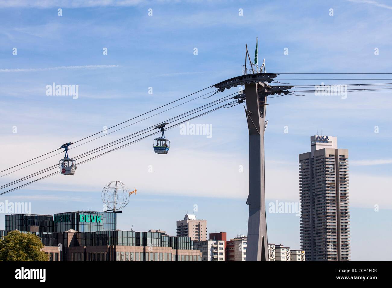 Schwebeseilbahn hi-res stock photography and images - Alamy