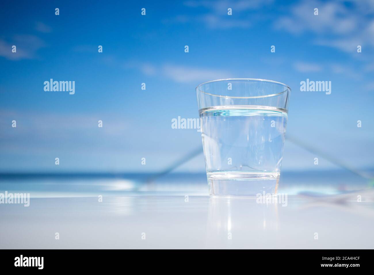 Glass pool water hi-res stock photography and images - Alamy