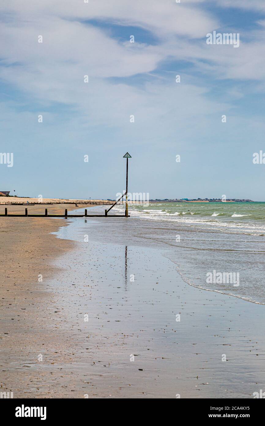 The beach at Bracklesham Bay in West Sussex, on a sunny summers day ...