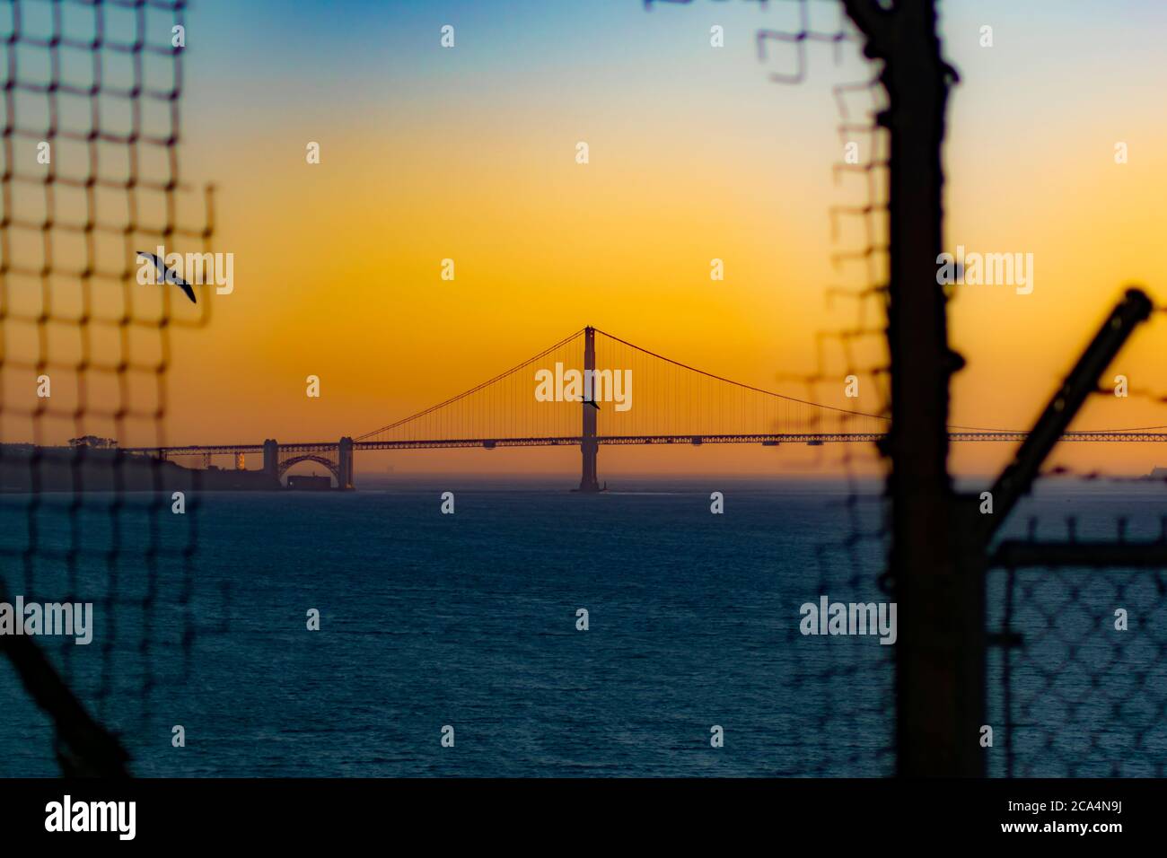 Sunset iconic golden gate hi-res stock photography and images - Alamy