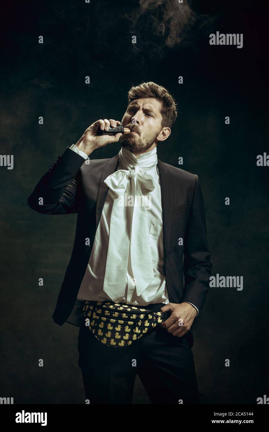 Old man vaping hi-res stock photography and images - Alamy