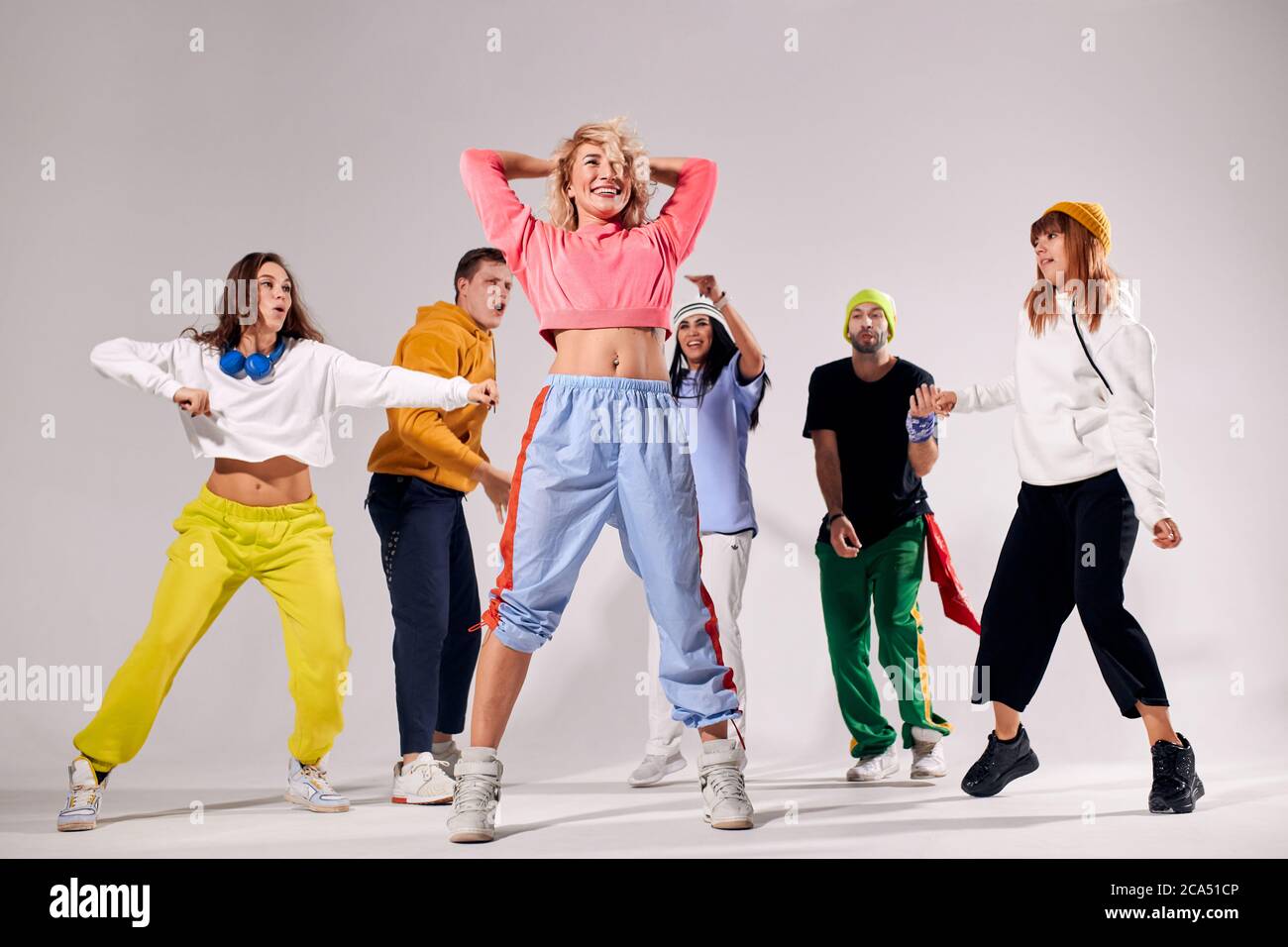 Professional Modern Dancers