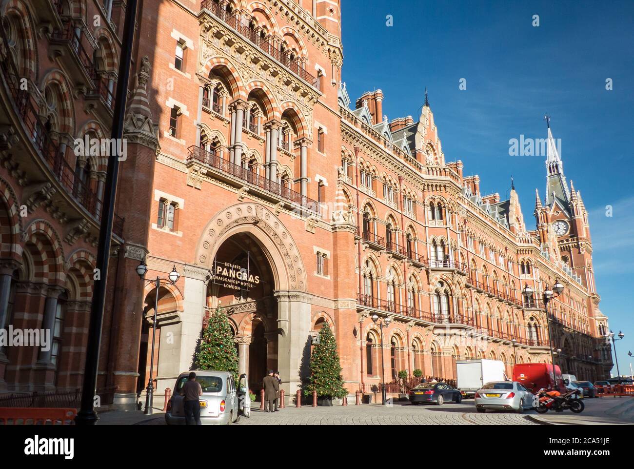 London, England: the Renaissance Hotel at St Pancras Station Stock ...