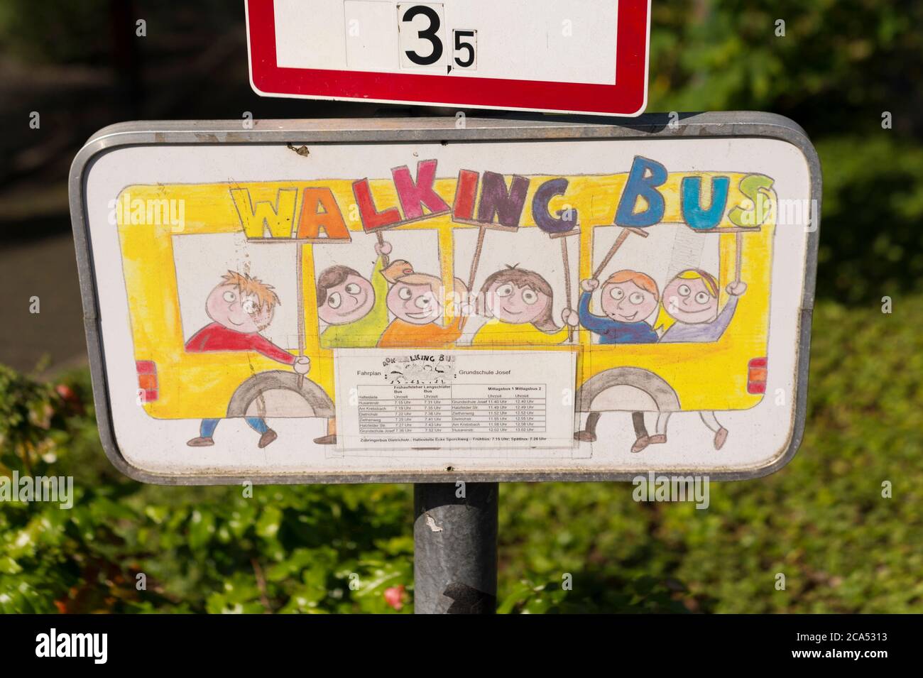 Walking Bus Sign Germany Stock Photo - Alamy