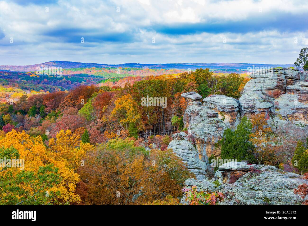 View of Camel Rock and forest, Garden of the Gods Recreation Area ...