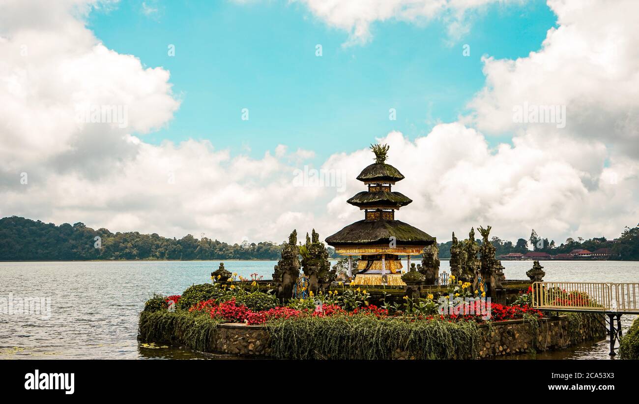 View of Hindu temples by the lake Stock Photo - Alamy
