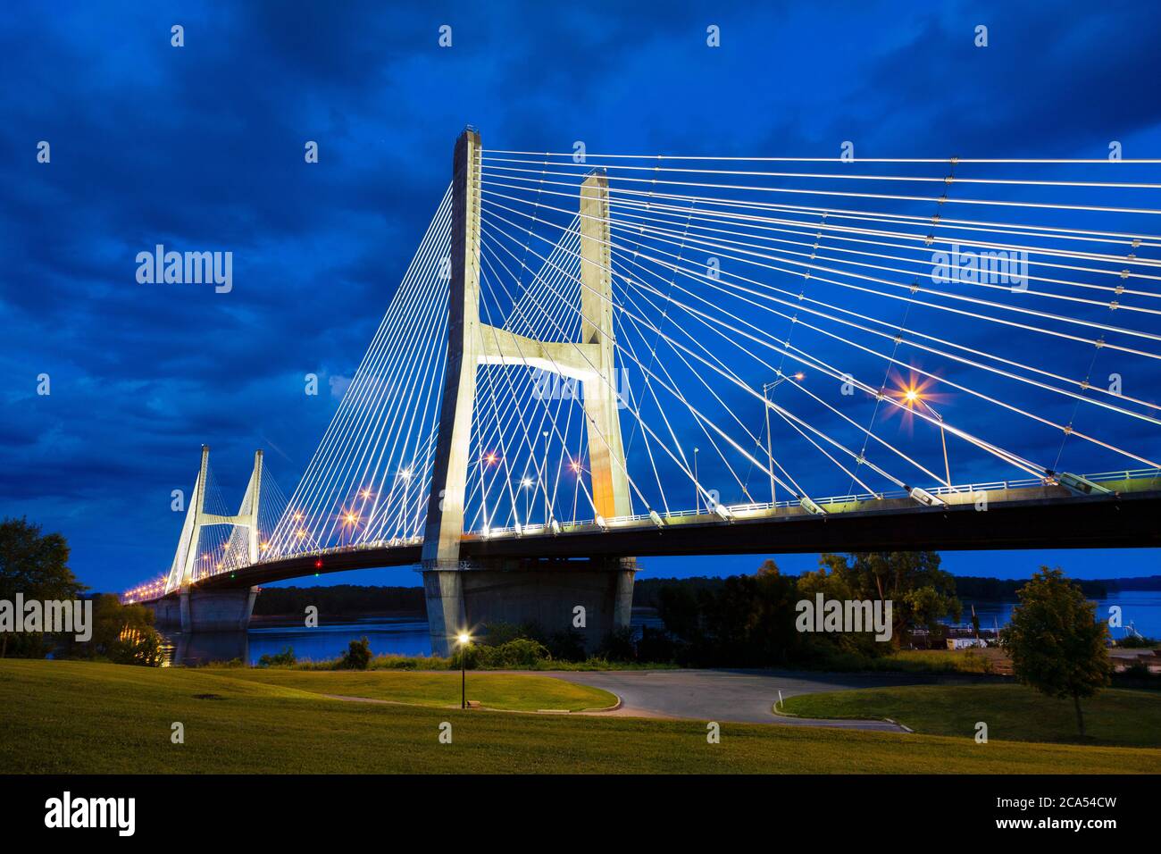 View of Bill Emerson Memorial Bridge at dusk, Mississippi River, Cape ...