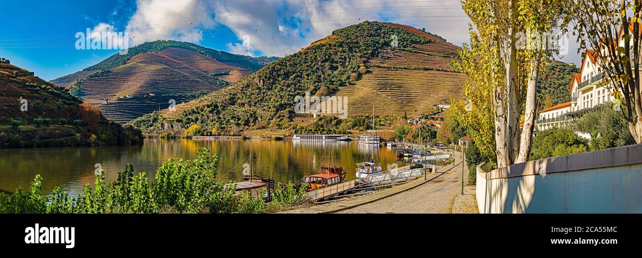 View of Douro River, Pinhao, Portugal Stock Photo - Alamy