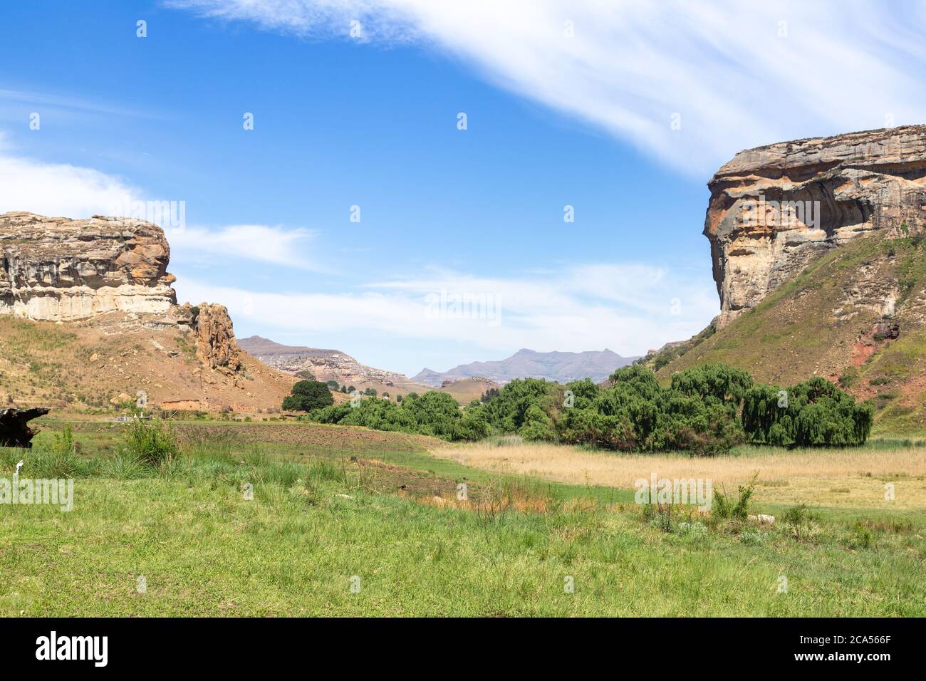 Landscape in the beautiful Golden Gate Highlands National Park ...