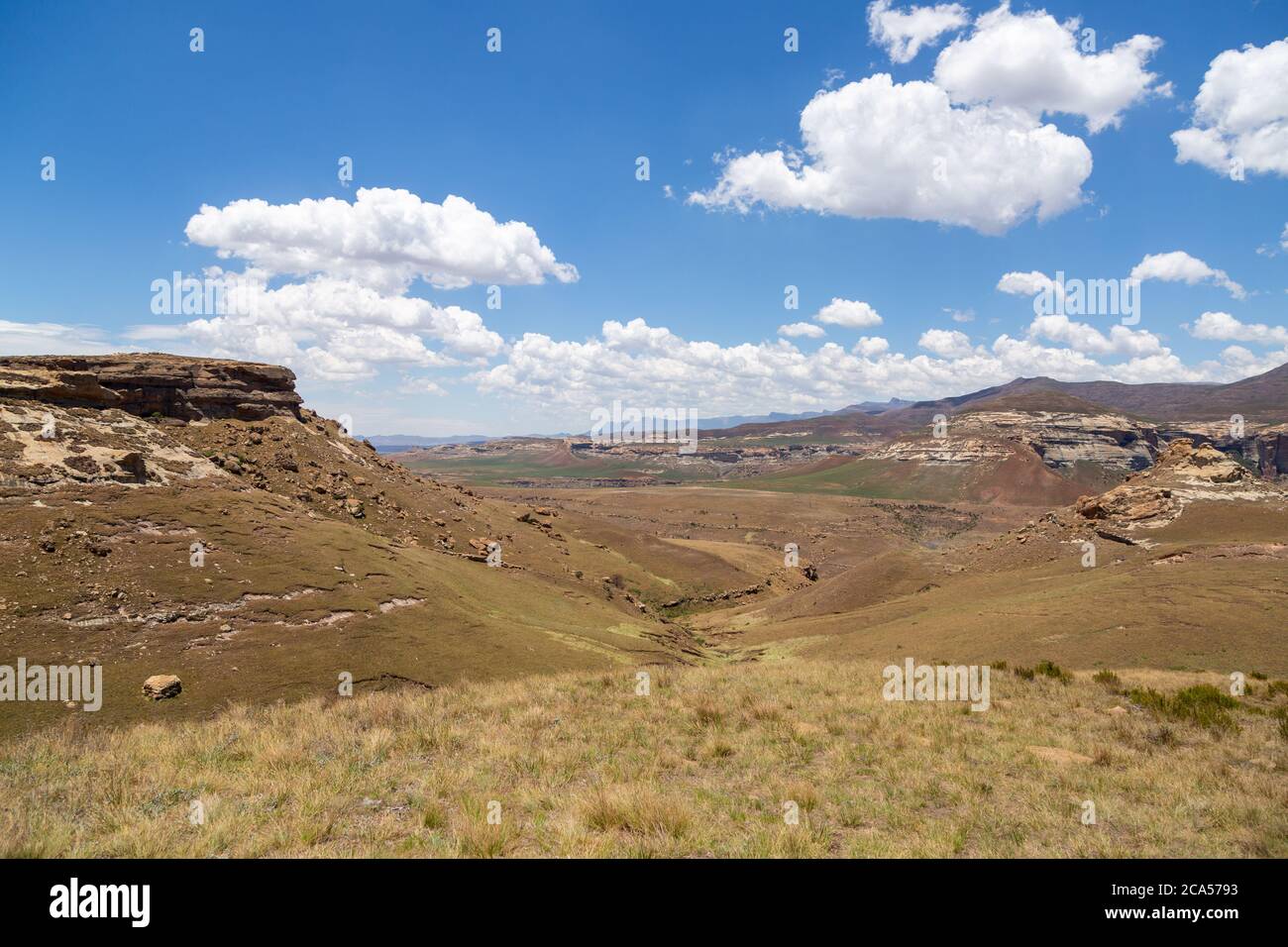 Landscape in the beautiful Golden Gate Highlands National Park ...