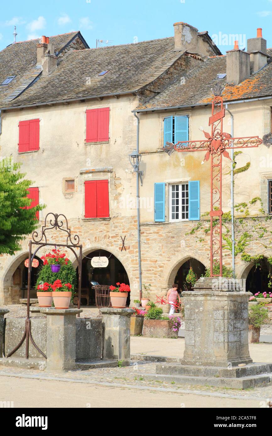 France, Aveyron, S?gala plateau, Sauveterre de Rouergue, former royal ...