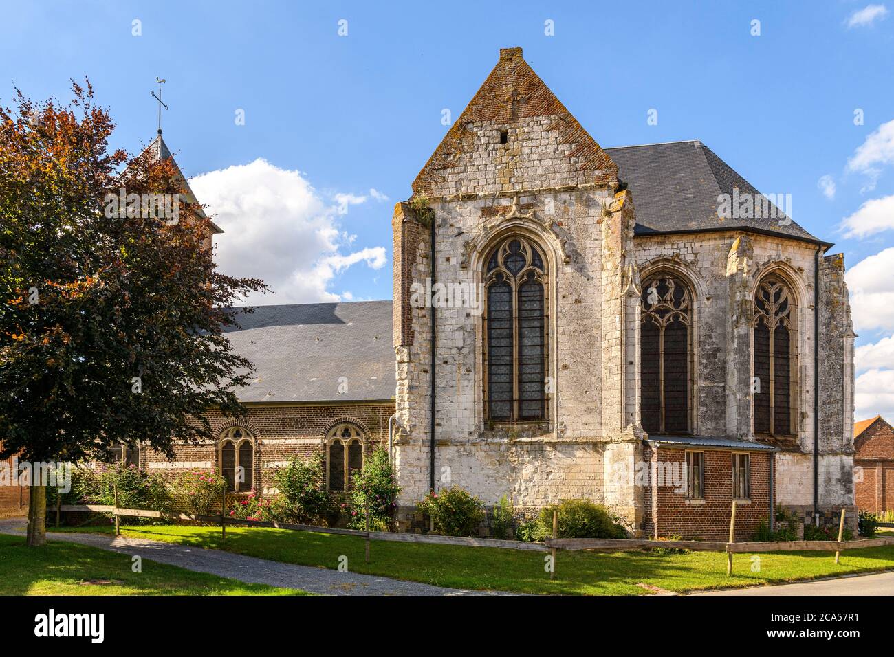 France, Somme (80),Estr?es-l?s-Cr?cy, Notre-Dame-de-l'Assomption Church Stock Photo - Alamy