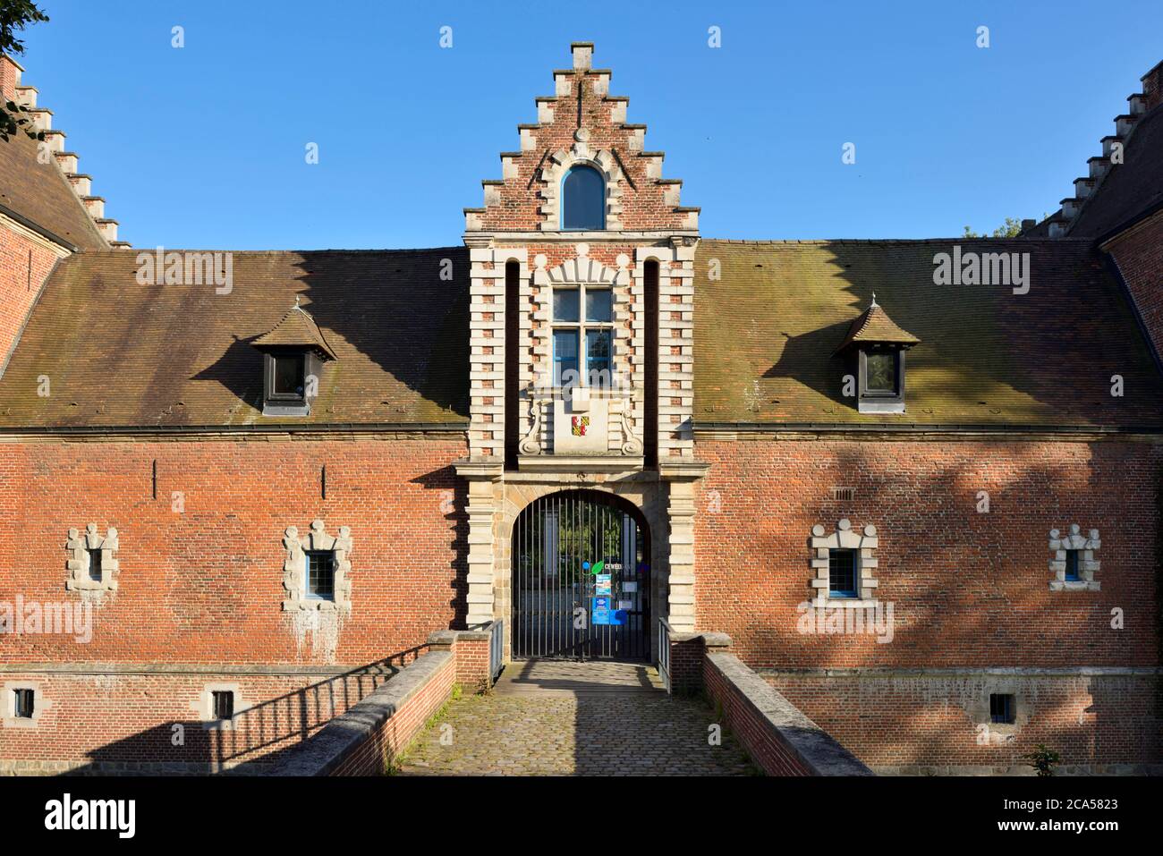 Flemish style architecture hi-res stock photography and images - Alamy