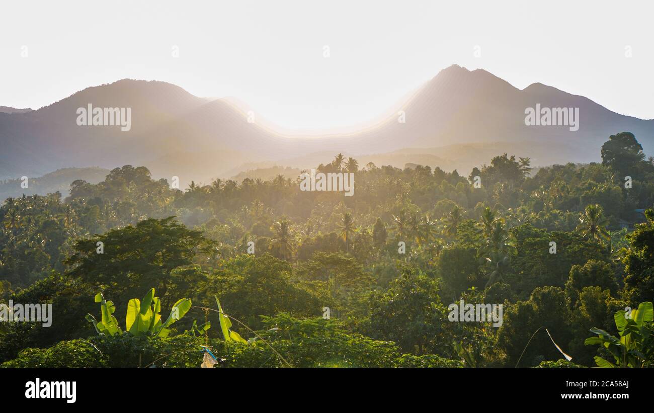 Beautiful scenery and natural scenery hi-res stock photography and ...