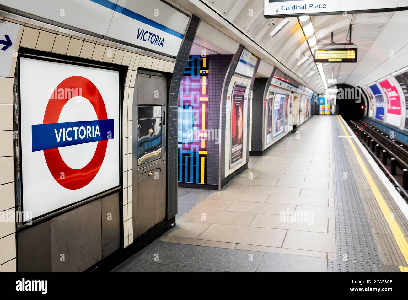 United kingdom london inside hi-res stock photography and images - Alamy