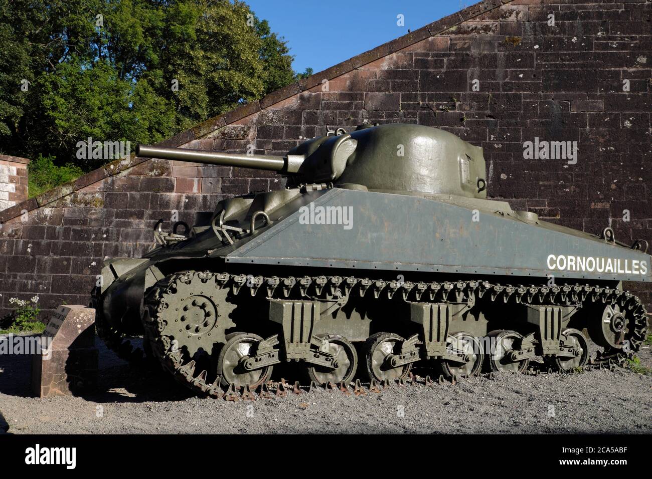 Tank replica hi-res stock photography and images - Alamy