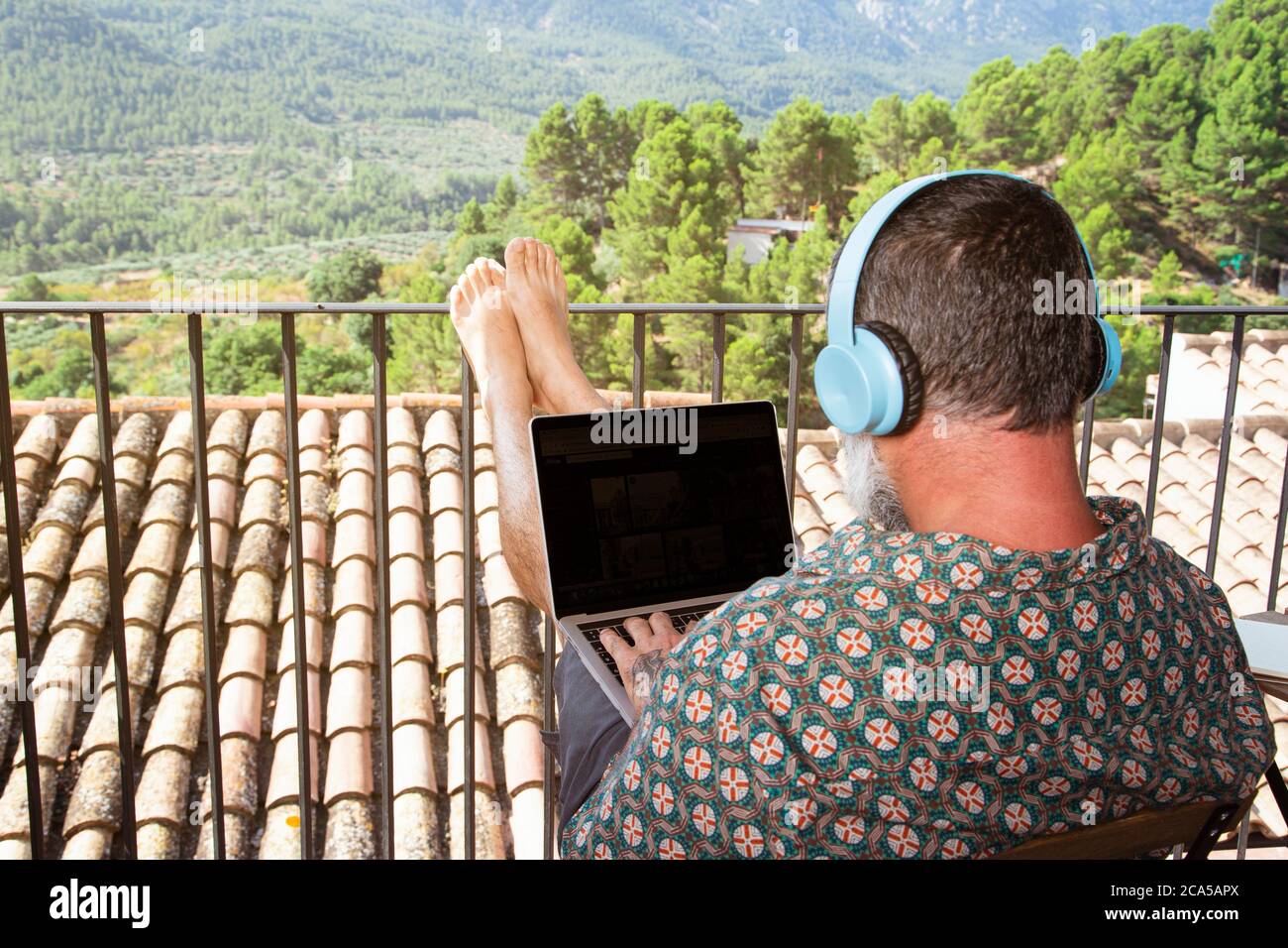 Office on the balcony hi-res stock photography and images - Alamy