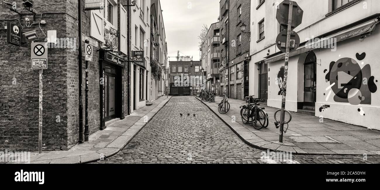 Street view perspective hi-res stock photography and images - Alamy