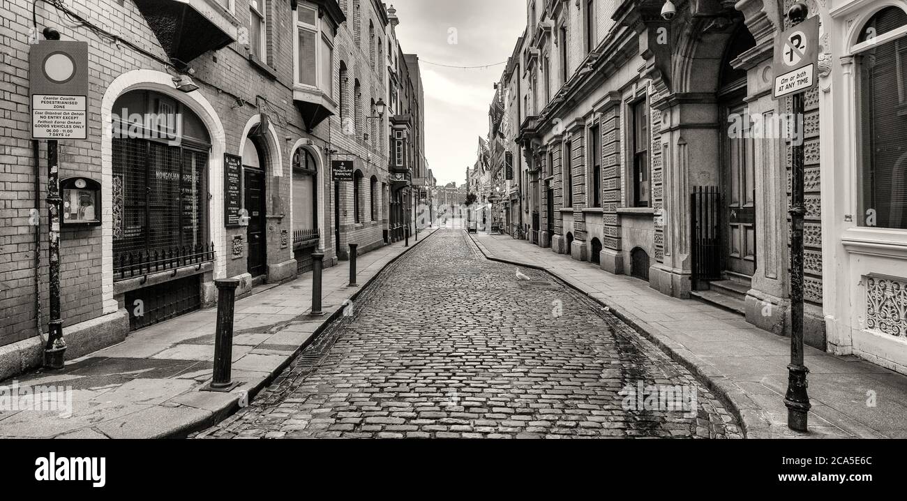 Street view perspective hi-res stock photography and images - Alamy