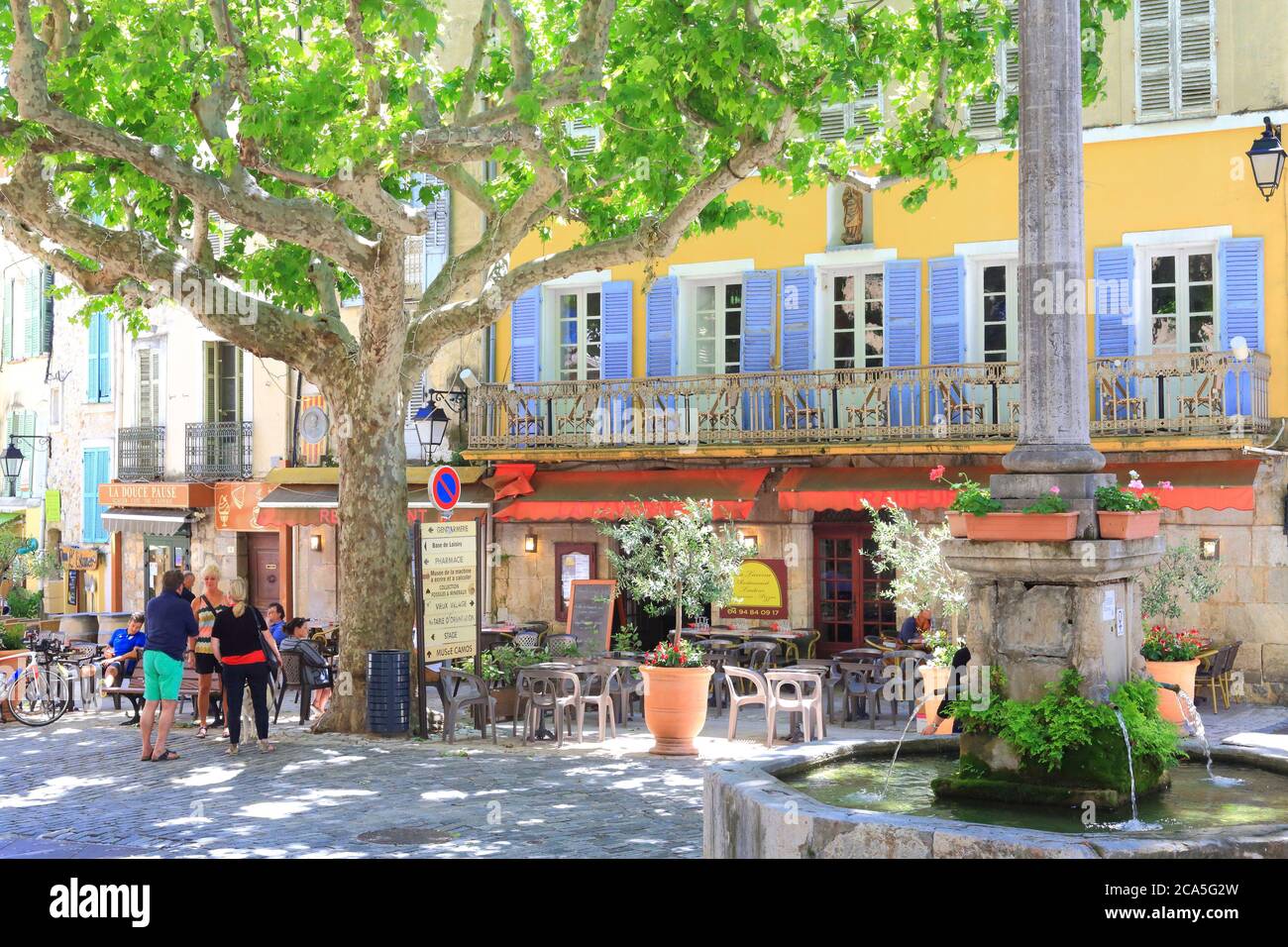 France, Var, Dracenie, Bargemon, Place Philippe Chauvier with its 16th ...
