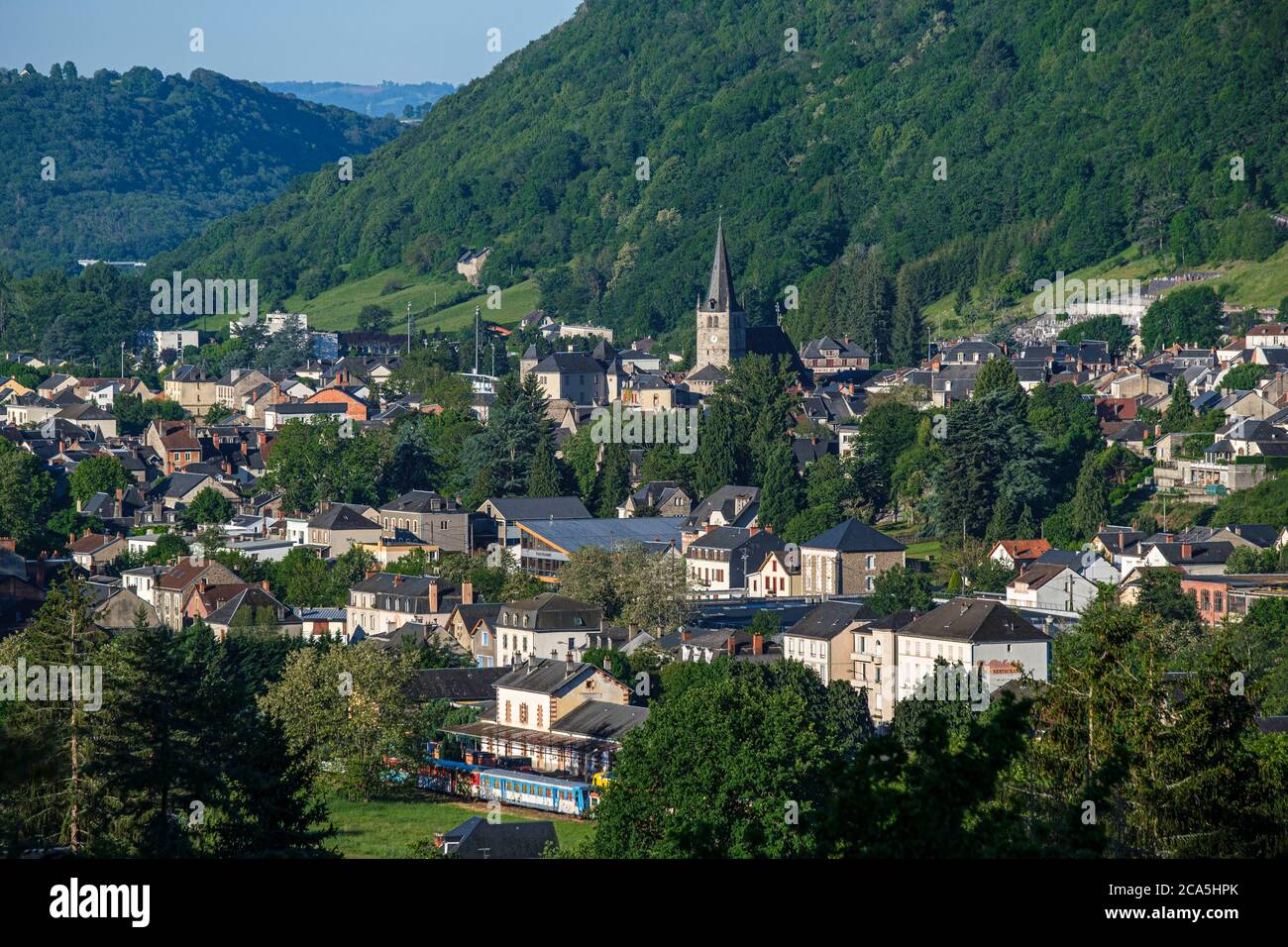 France, Correze, Bort-les-Orgues, Dordogne valley Stock Photo - Alamy