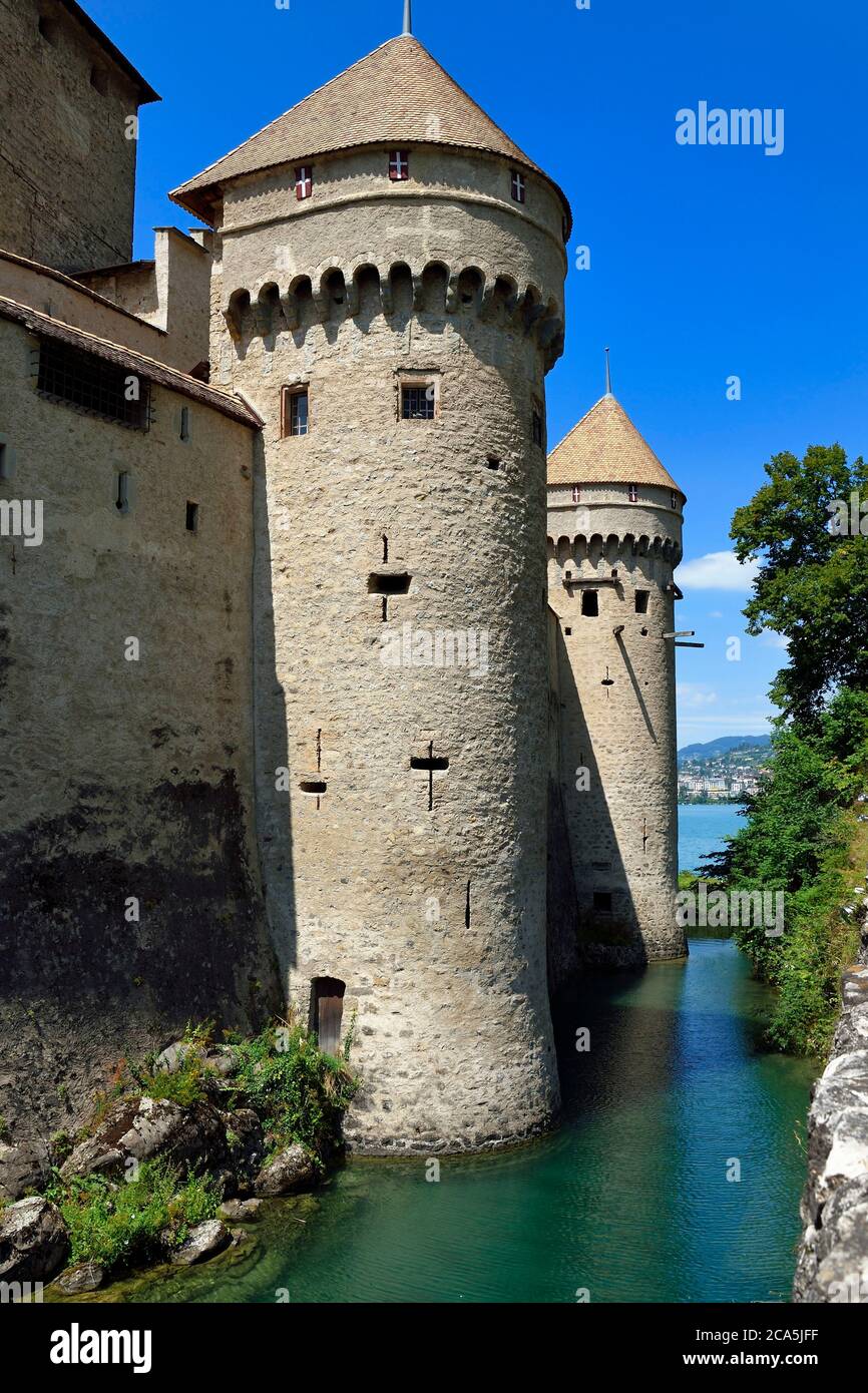 Switzerland, Canton of Vaud, Veytaux, Chillon castle on the shores of ...
