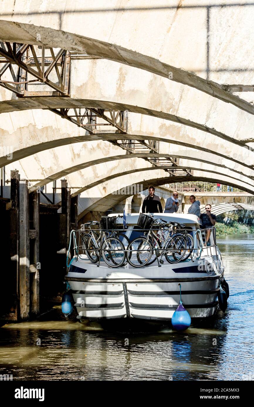 France, Herault, Canal du Midi, listed as World Heritage by UNESCO ...