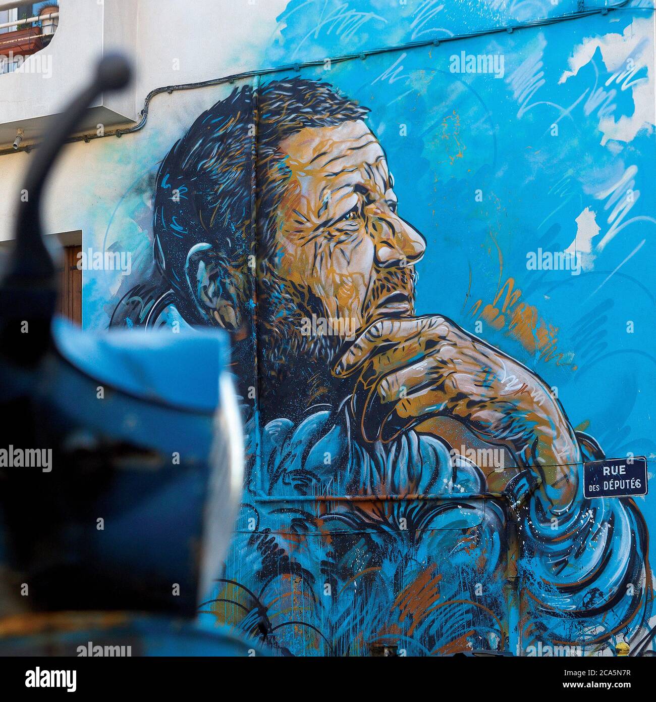 The mural thinker hi-res stock photography and images - Alamy