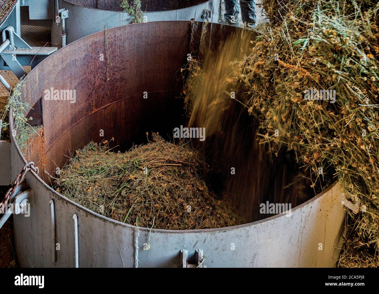Distillation process hi-res stock photography and images - Alamy
