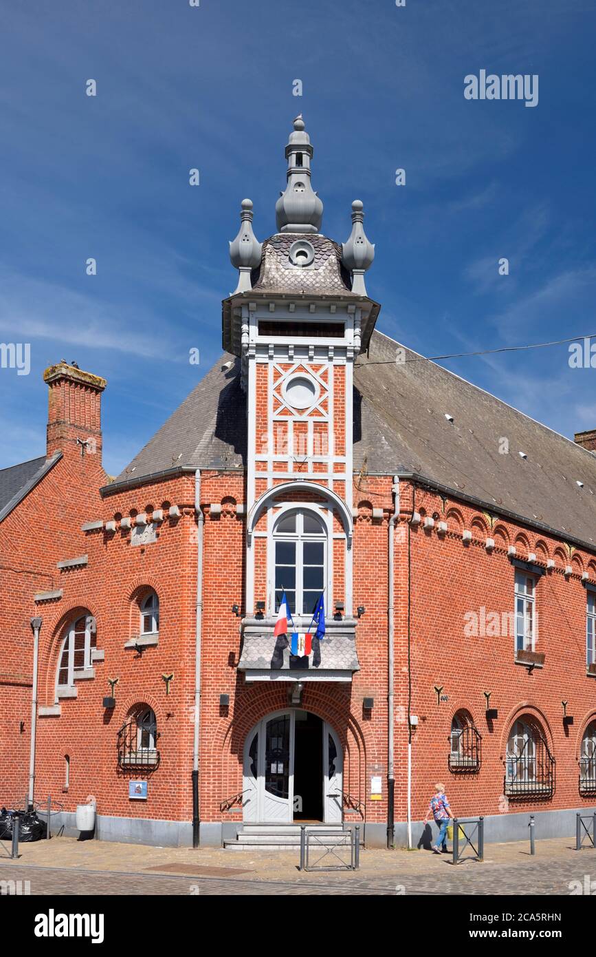 France, Nord, Templeuve en Pevele, place du General de Gaulle, old town ...