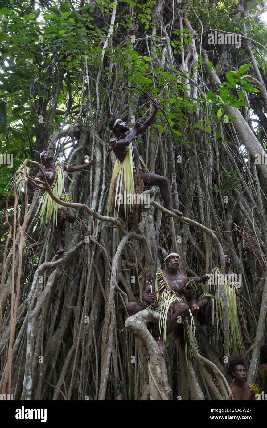 Vanuatu, Banks Islands, Ureparapara, the tribe in traditional clothes ...
