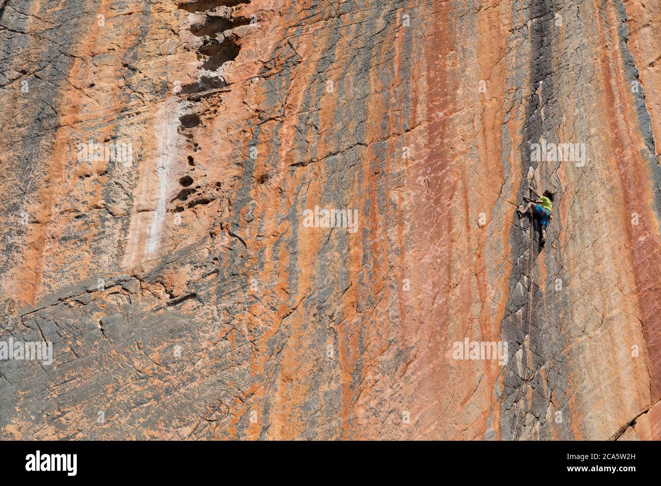 Australia, Victoria, Monts Grampiants, climbing in Eureka Wall, the ...