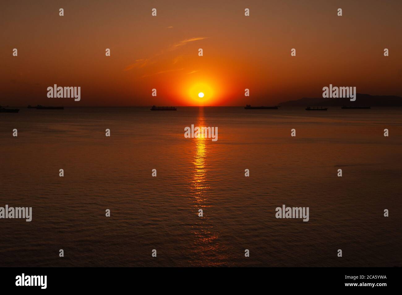 Office standing water hi-res stock photography and images - Alamy