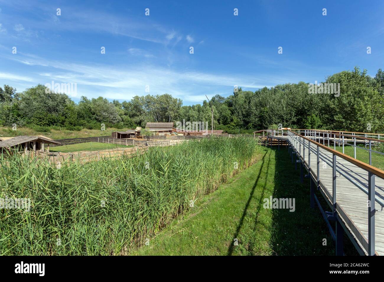 Traditional hungarian farmstead at the Lake Tisza Ecocentre in Poroszlo ...