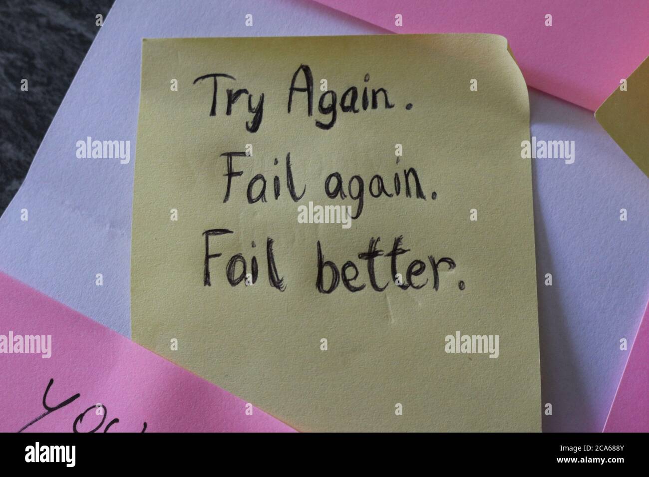 Post-it with motivational phrases Stock Photo - Alamy