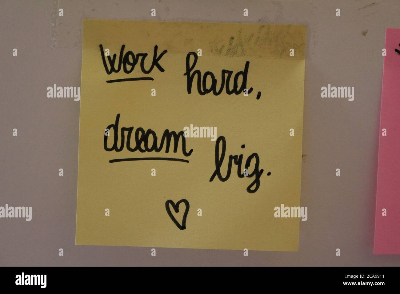 Post-it with motivational phrases Stock Photo - Alamy