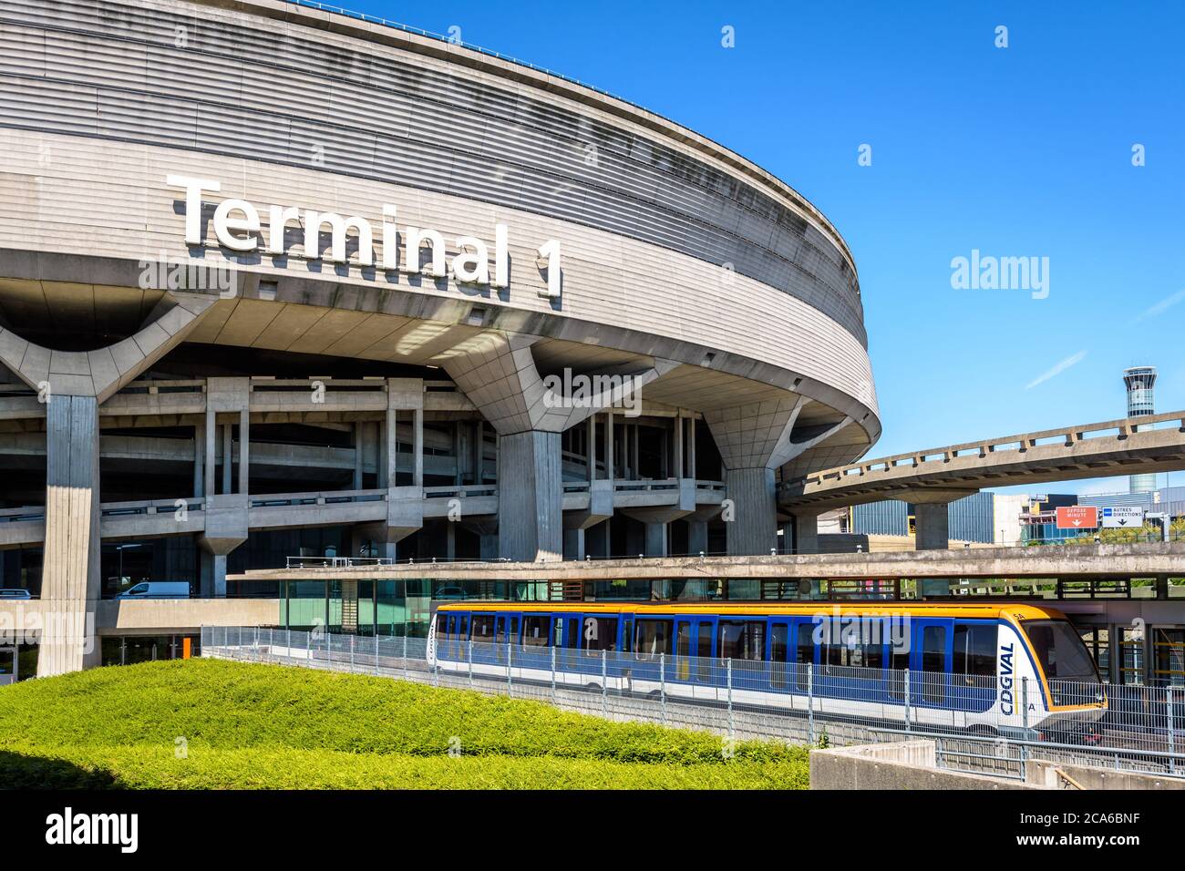 Charles de gaulle airport a hi-res stock photography and images - Alamy