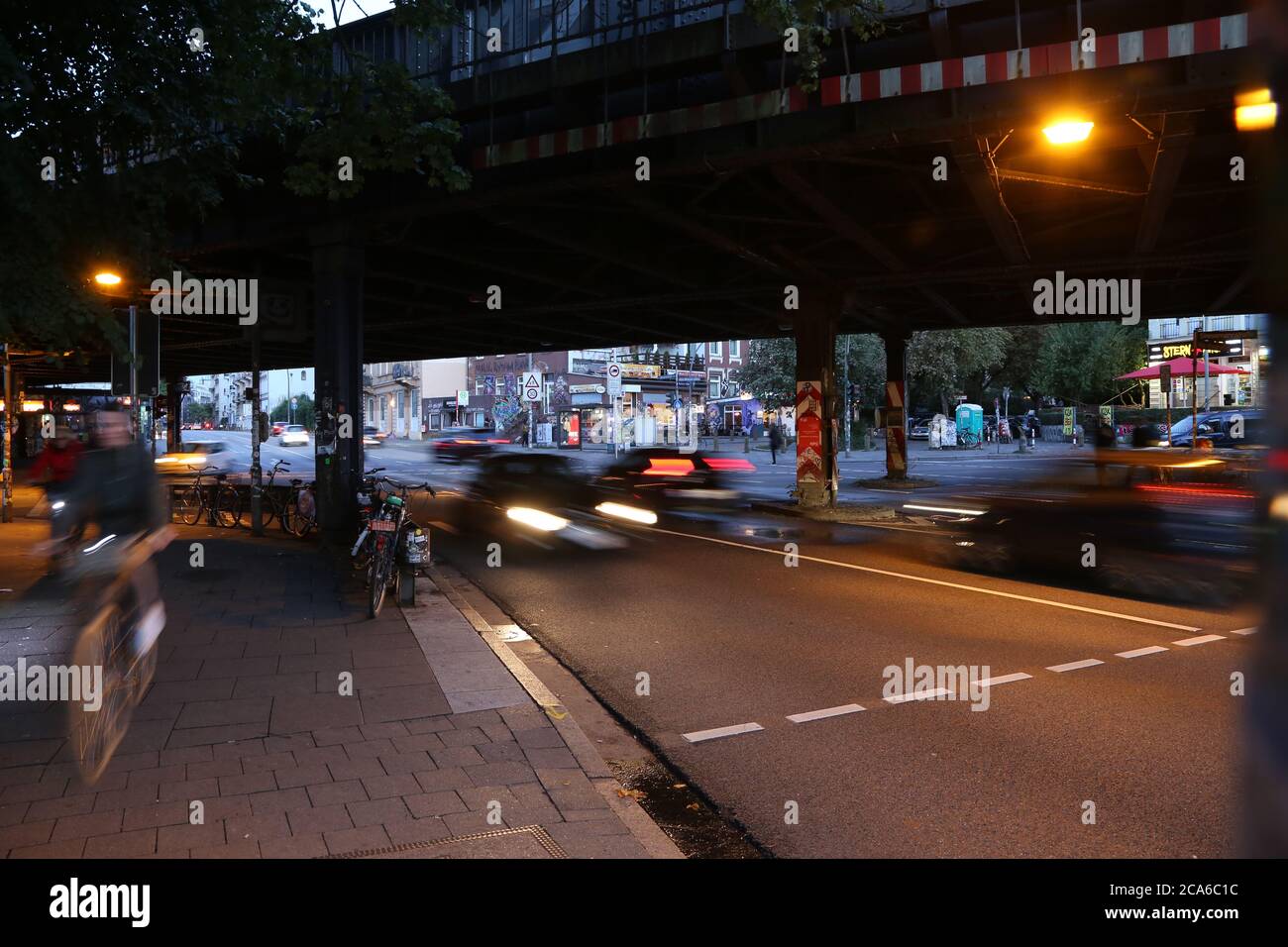 Train bridge Sternbrücke in Hamburg-Altona, Germany Stock Photo - Alamy