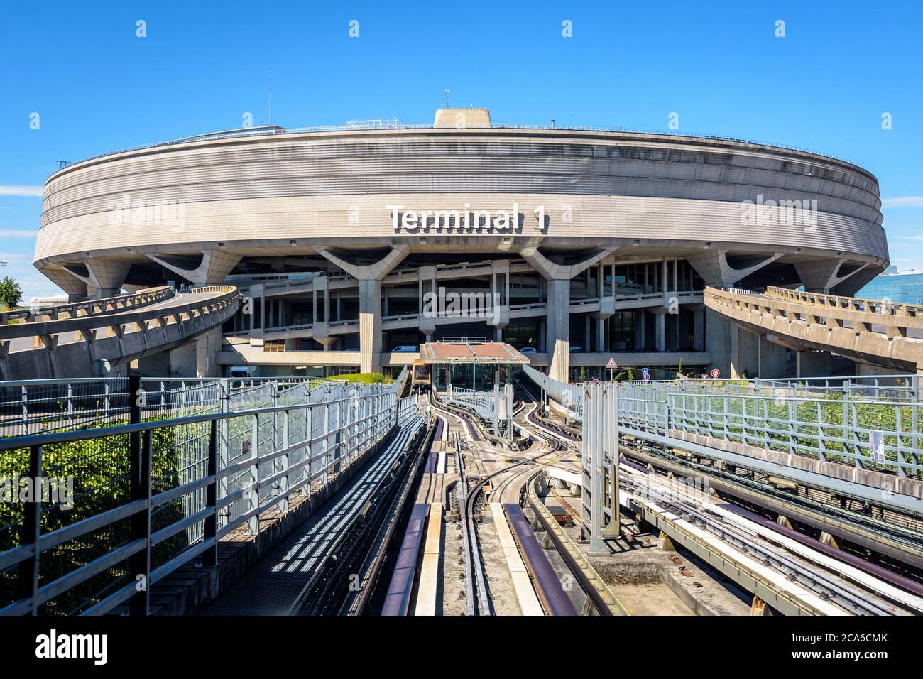Front view of the Terminal 1 circular concrete building of Paris ...