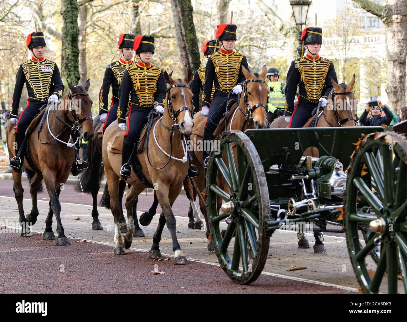 King's troop royal horse artillery, hi-res stock photography and images ...