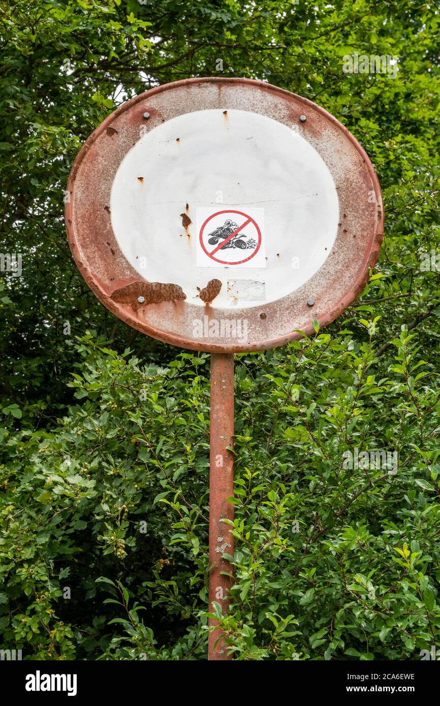 No quads hi-res stock photography and images - Alamy