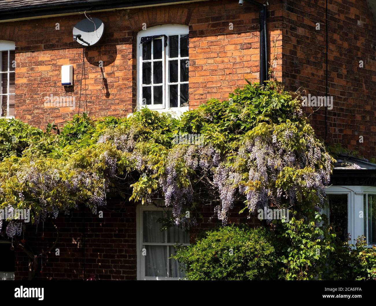 Peaceful canal lock scene Stock Photo - Alamy