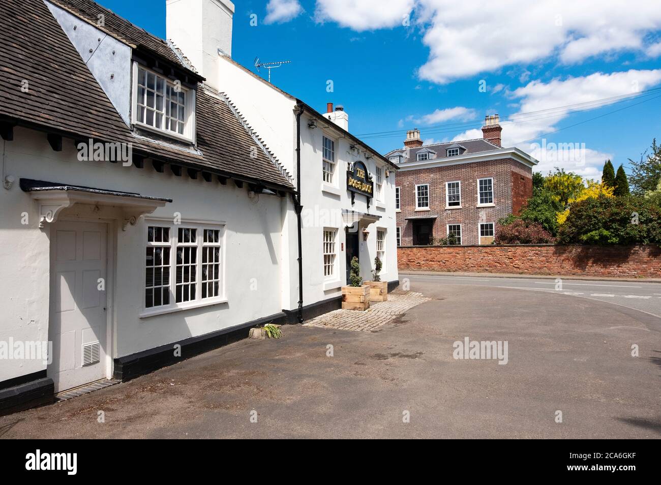 Village pub and house in Shardlow, Derbyshire,UK Stock Photo - Alamy